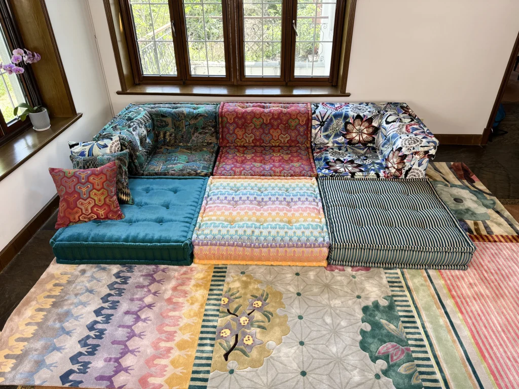 French Daybed Sofa: Denise